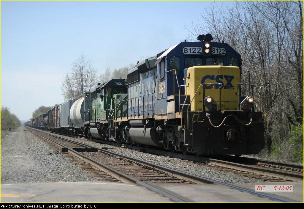 CSX 8122 05/12/2005